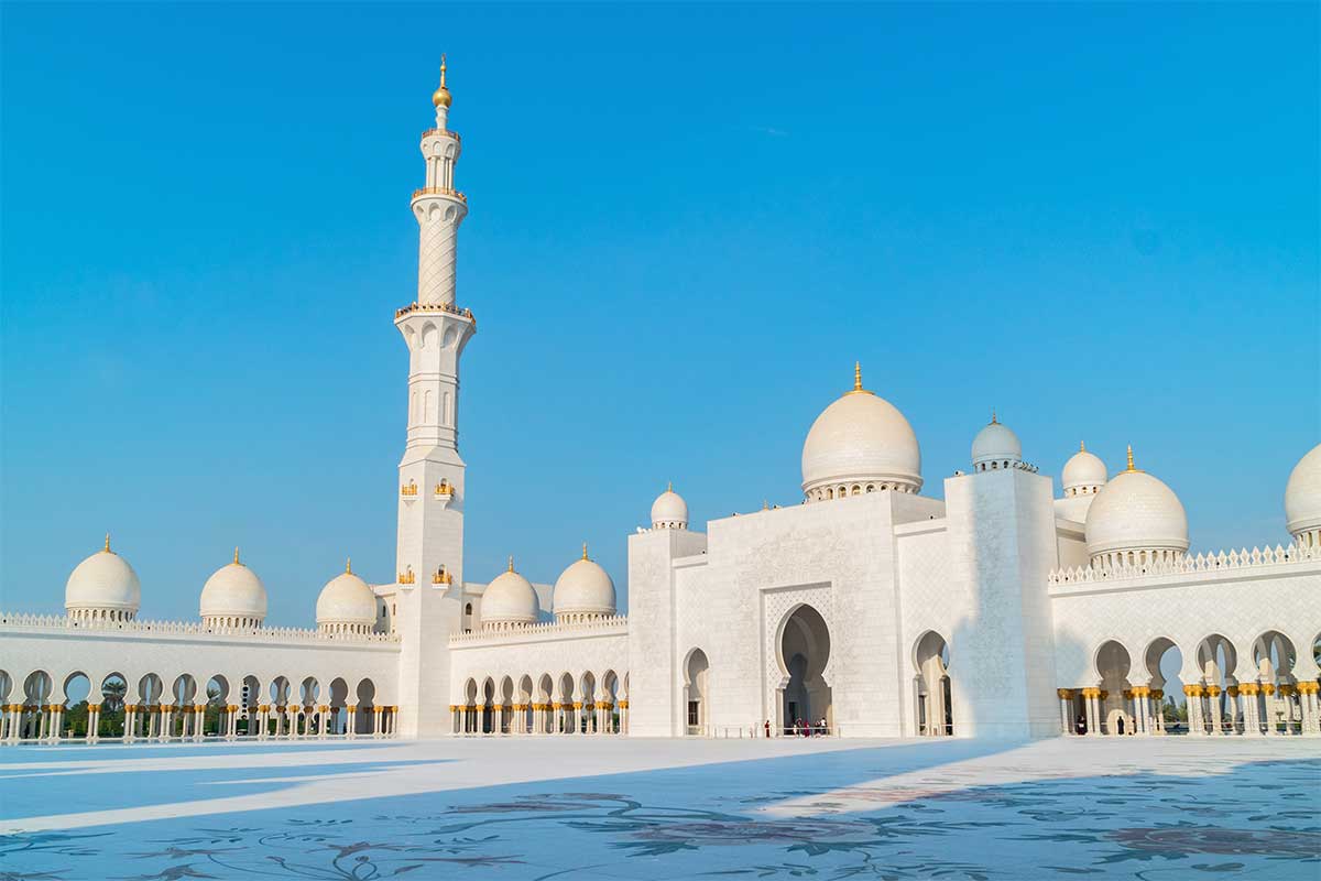 Top UAE Excursions & Day Tours | Omar Tourism